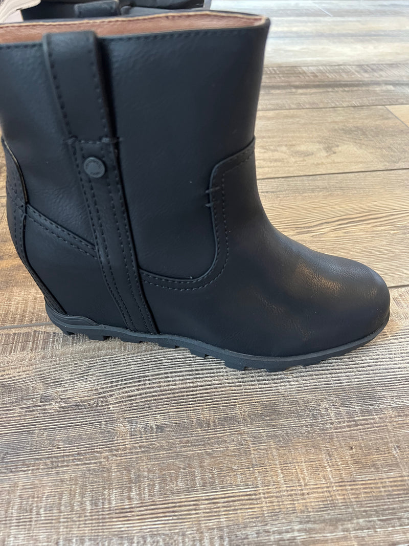 Centry Boot – CoTique Boutique Online